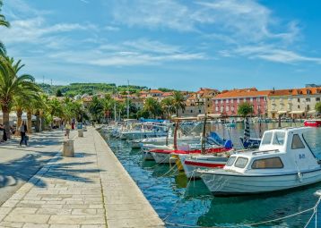 Supetar, Island Brač | Apartments & Tours | Visit Brač