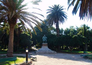 Jelsa, Island Hvar | Apartments & Tours