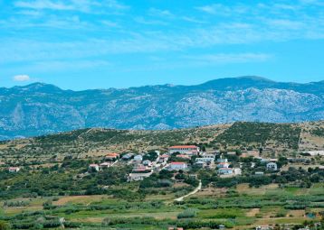 Kolan-Mandre, Island Pag | Apartments | Bay & Beach